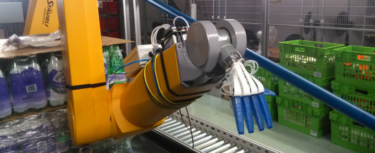 A Robotic Arm that Packs Groceries - IEEE Transmitter